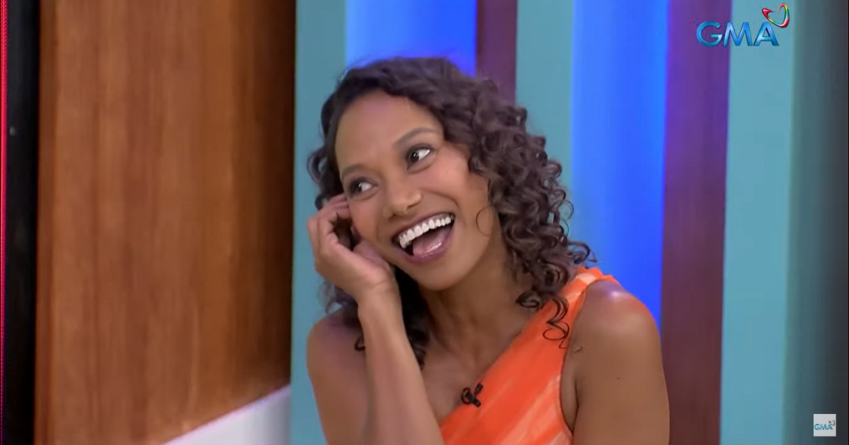 Wilma Doesnt says she was discovered while sweeping outside her home ...