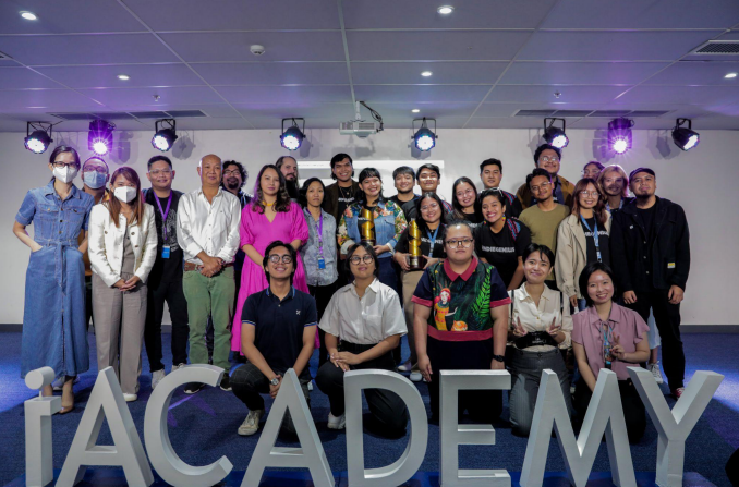 IAcademy's iNdiegenius program chooses winners of P500,000 grants | GMA News Online