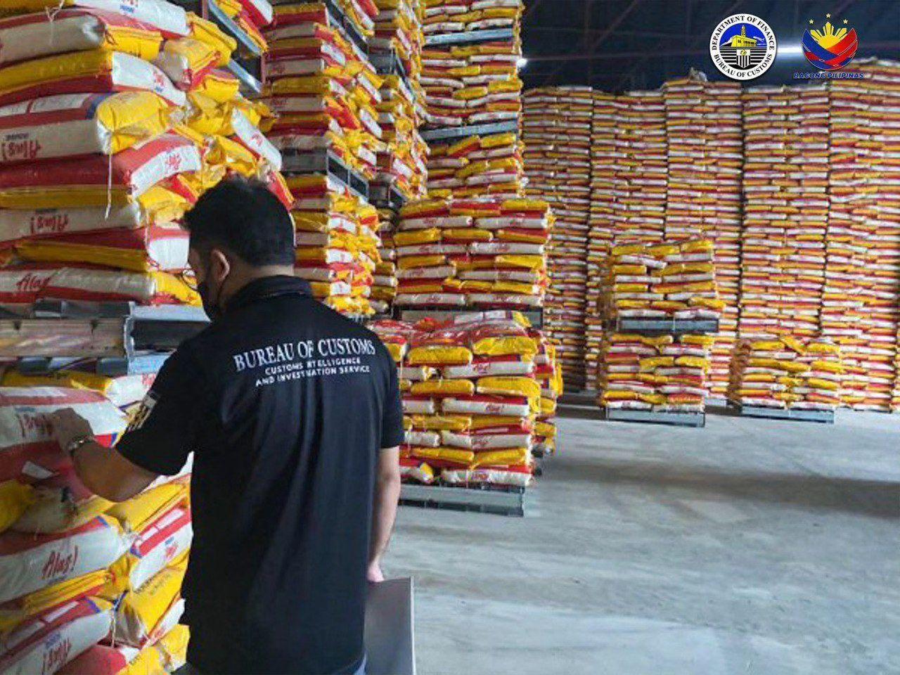 BOC seizes over 200,000 sacks of smuggled rice in Bulacan | GMA News Online