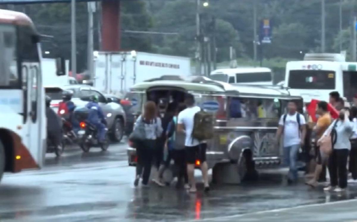 Group pushes through with nationwide transport strike | GMA News Online