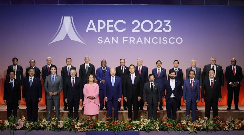 President Ferdinand "Bongbong" Marcos Jr. with other leaders at the ...