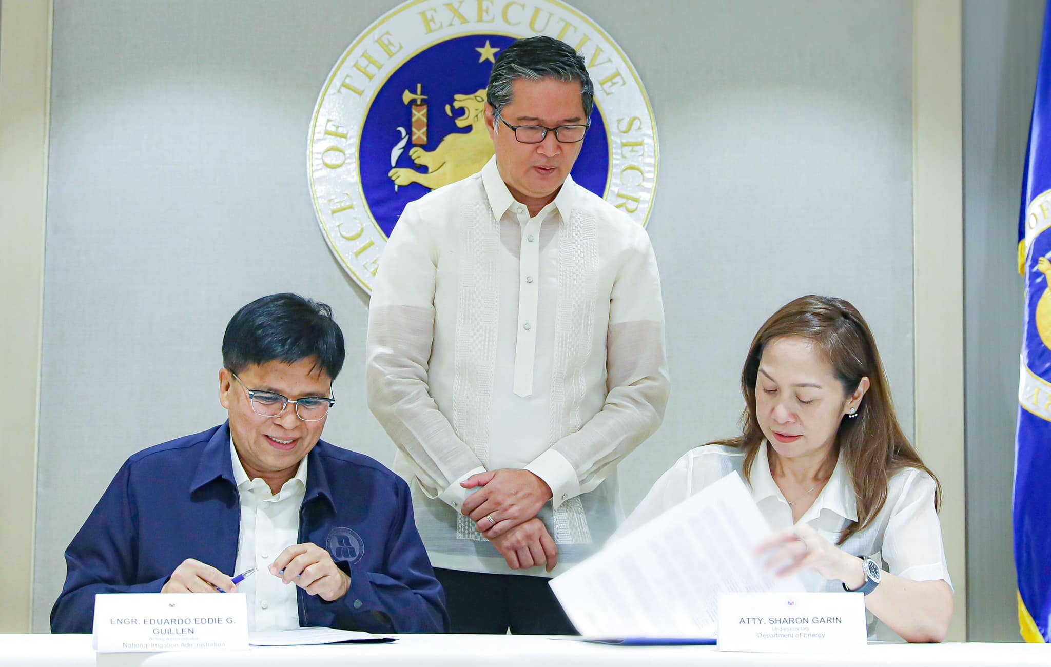 DOE, NIA ink pact for wider renewable energy access | GMA News Online