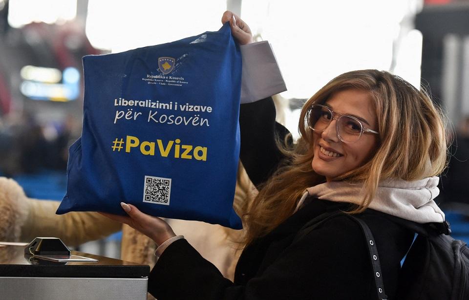 Kosovars celebrate joining Europe’s visa-free Schengen zone | GMA News ...