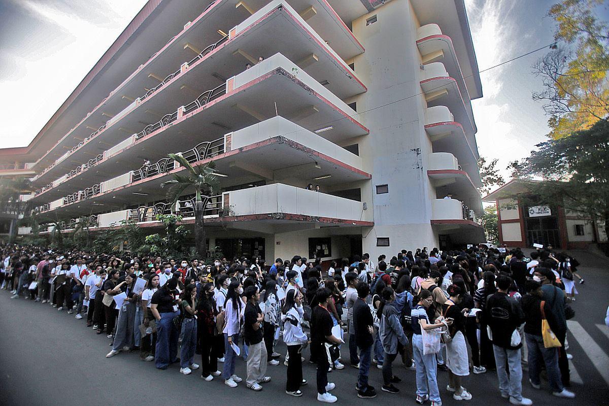 Almost 30K high school students take PUPCET 2024 | Photos | GMA News Online