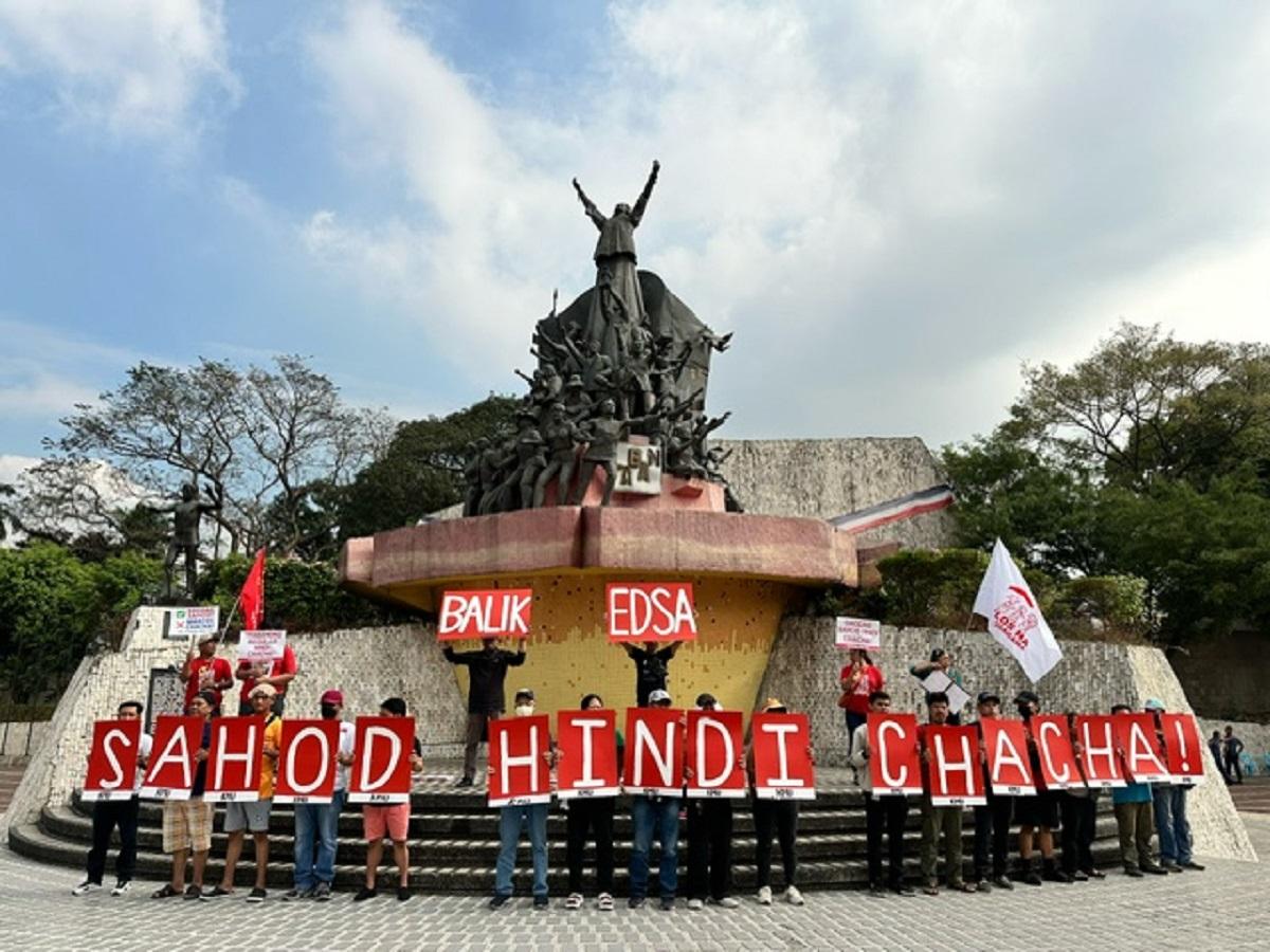 Labor group to gov't: Prioritize wage hike over Cha-cha | Photos | GMA ...