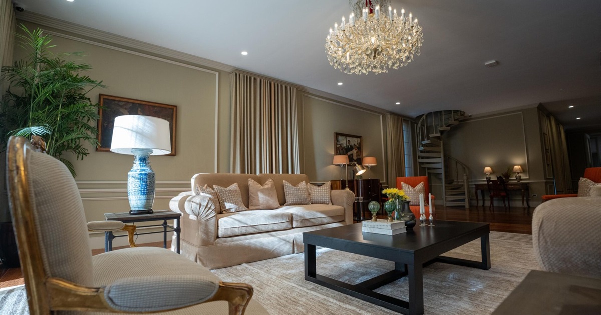 Laperal Mansion: These elegant state rooms will welcome visiting ...