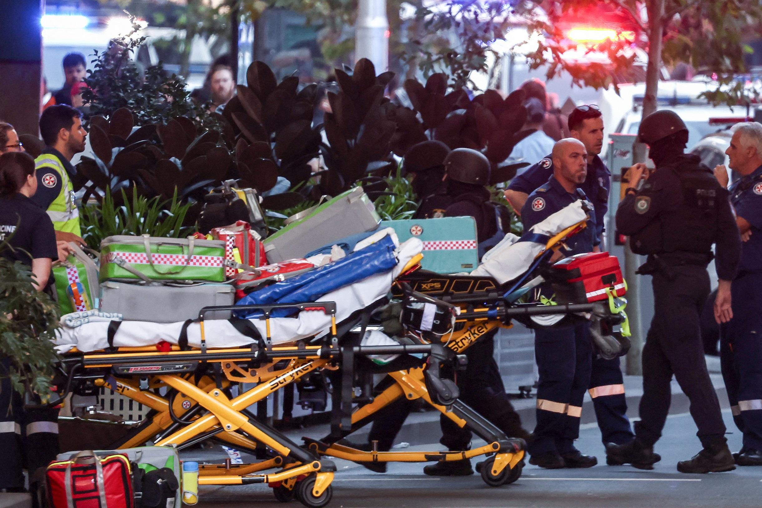 Australian police enter shopping mall after stabbing incident | Photos ...
