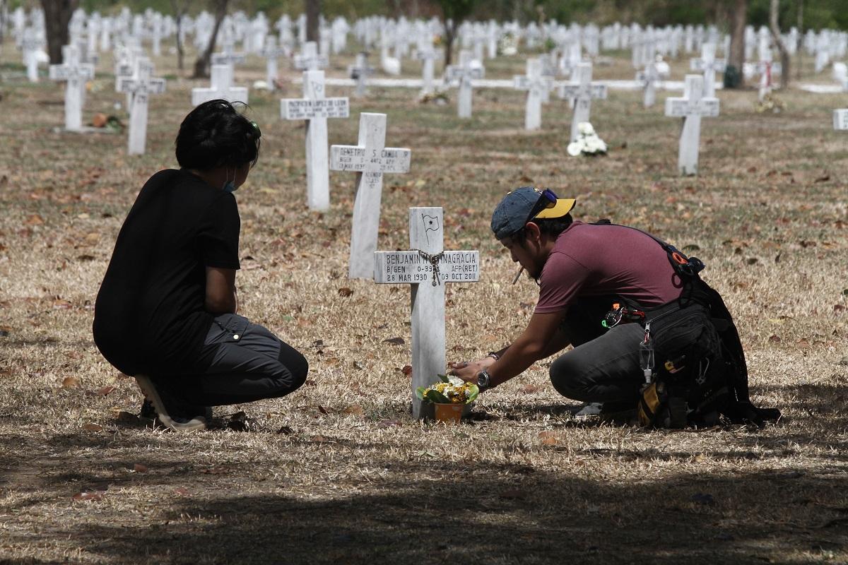 Philippines honors its veterans and fallen heroes | Photos | GMA News ...
