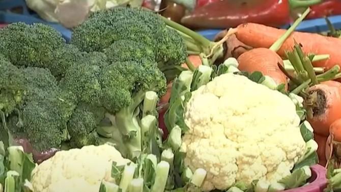 Prices of some vegetables rise in Paco Market | GMA News Online
