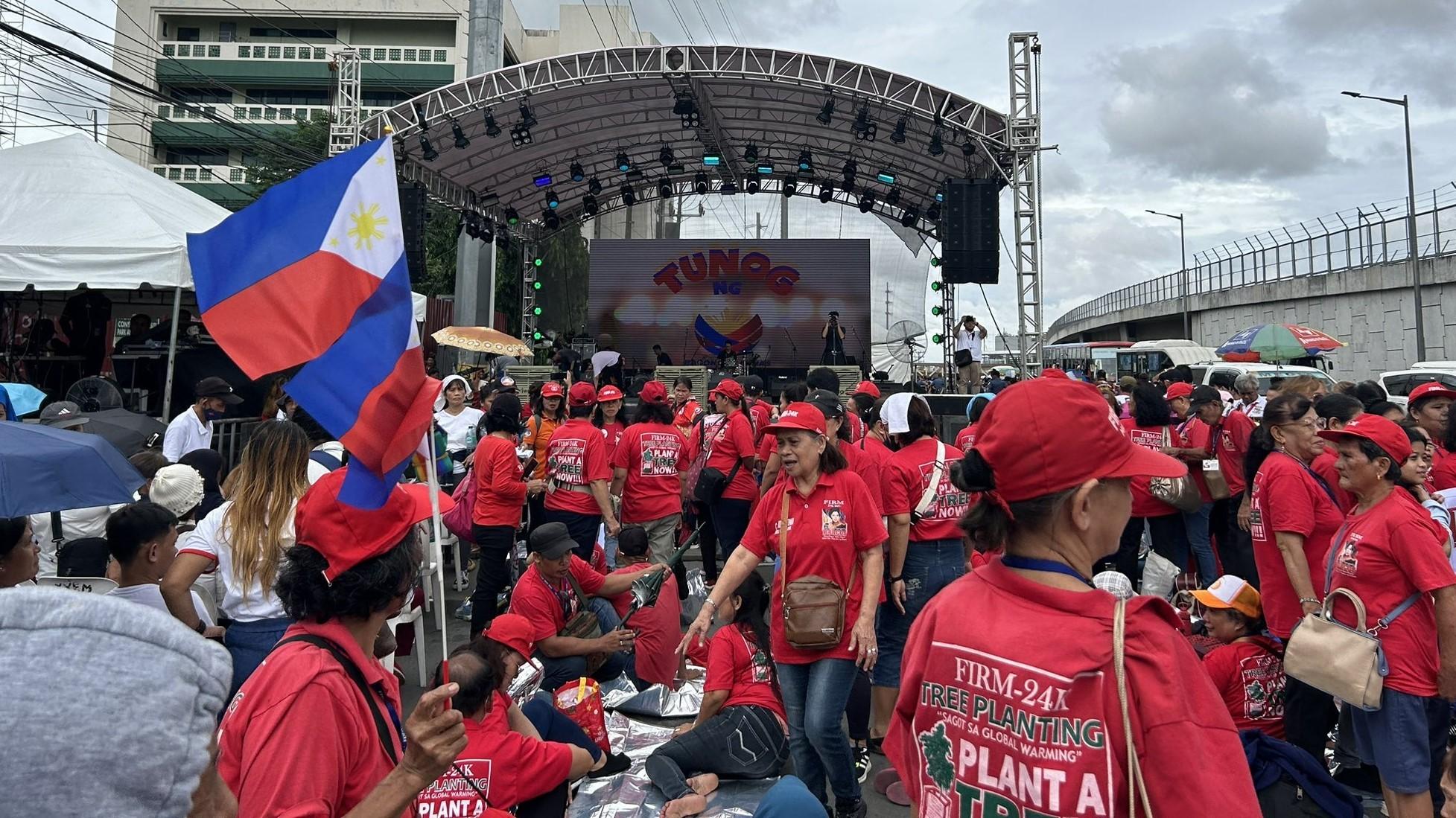 Marcos supporters gather at Sandiganbayan ahead of 2024 SONA | GMA News ...