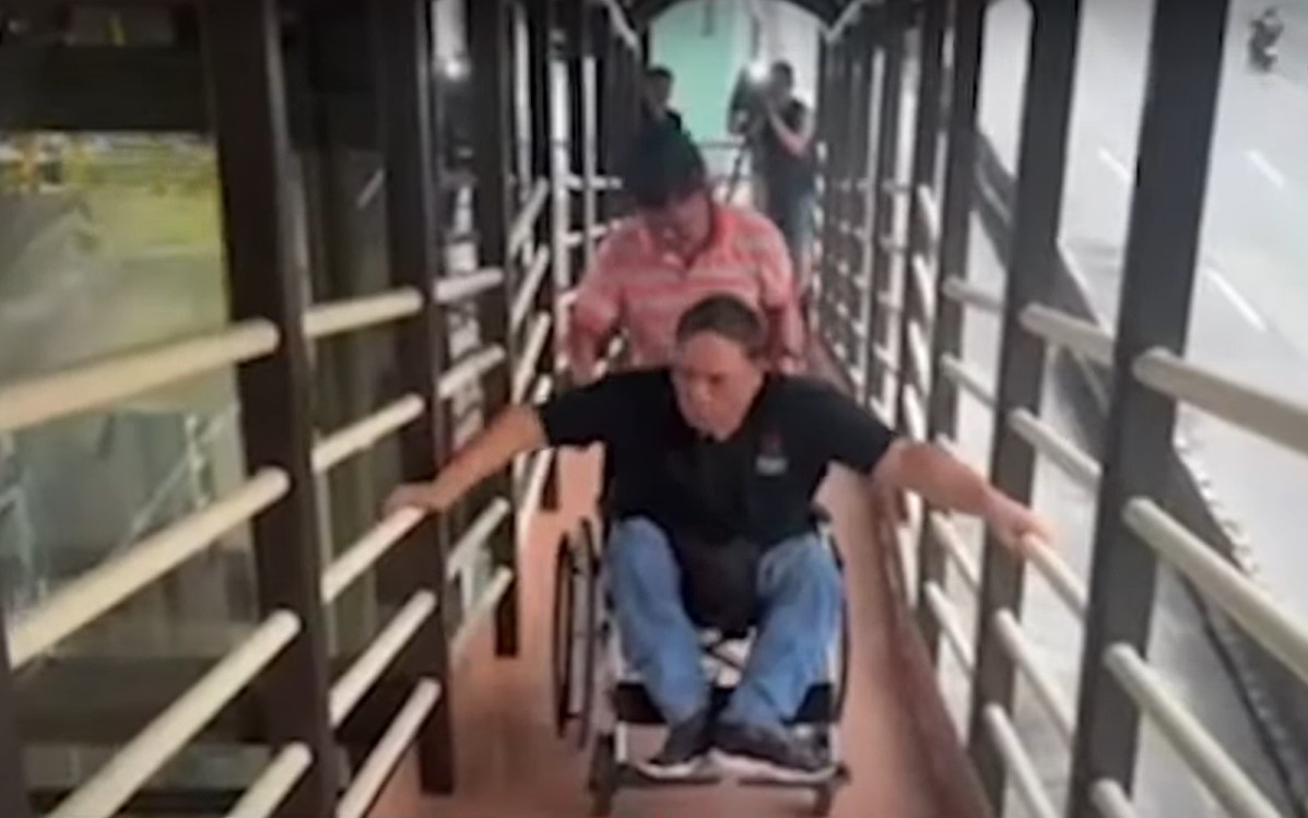 PWD ramp on EDSA busway found steeper than standard | GMA News Online