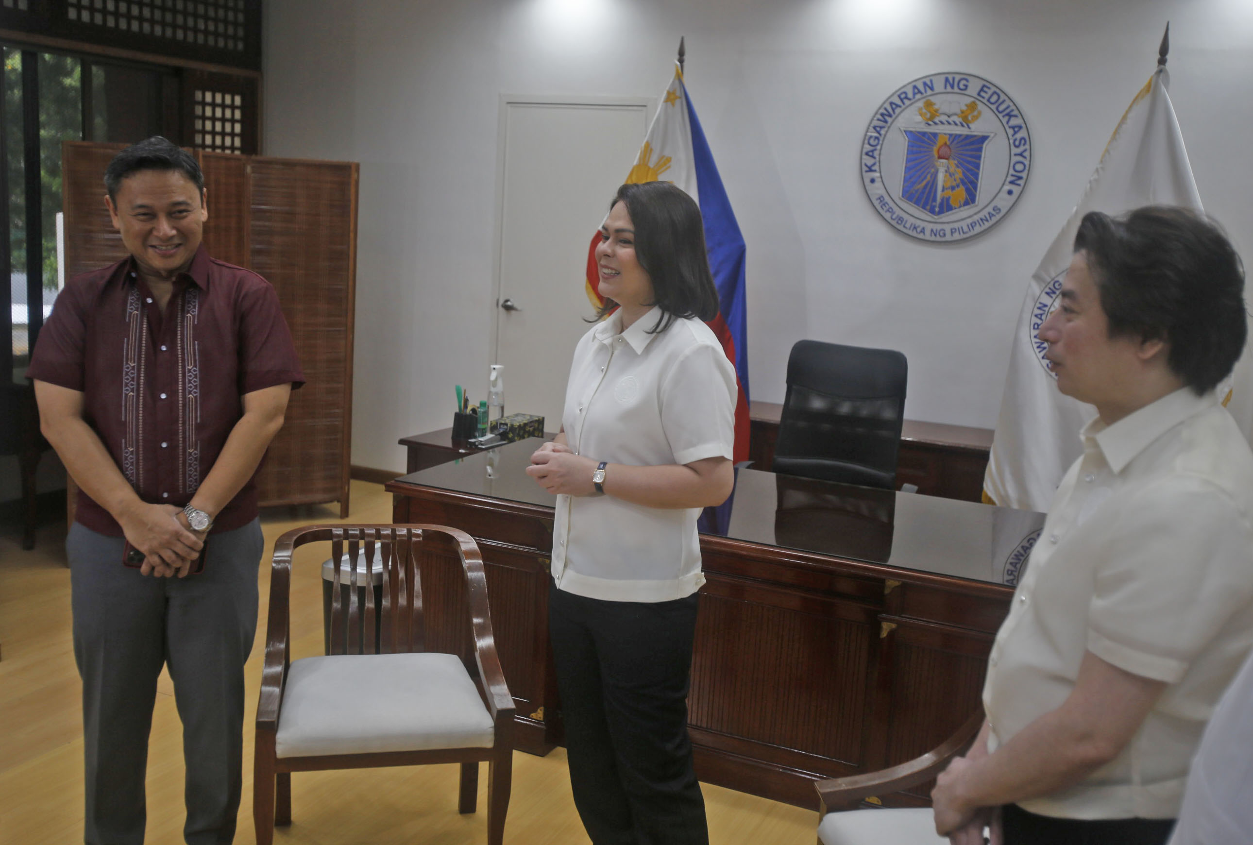 VP Sara, Angara meet for DepEd turnover | GMA News Online