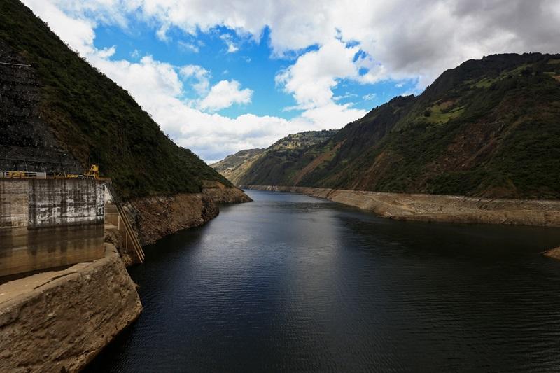 Ecuador military to enter the Mazar dam and assume operations | Photos ...