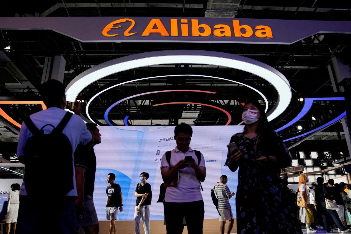 Alibaba releases AI model it claims surpasses DeepSeek-V3 | GMA News Online Alibaba releases AI model it claims surpasses DeepSeek-V3 | GMA News Online