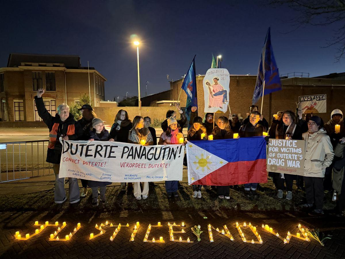 Anti-Duterte protesters march from ICC to detention center | GMA News ...