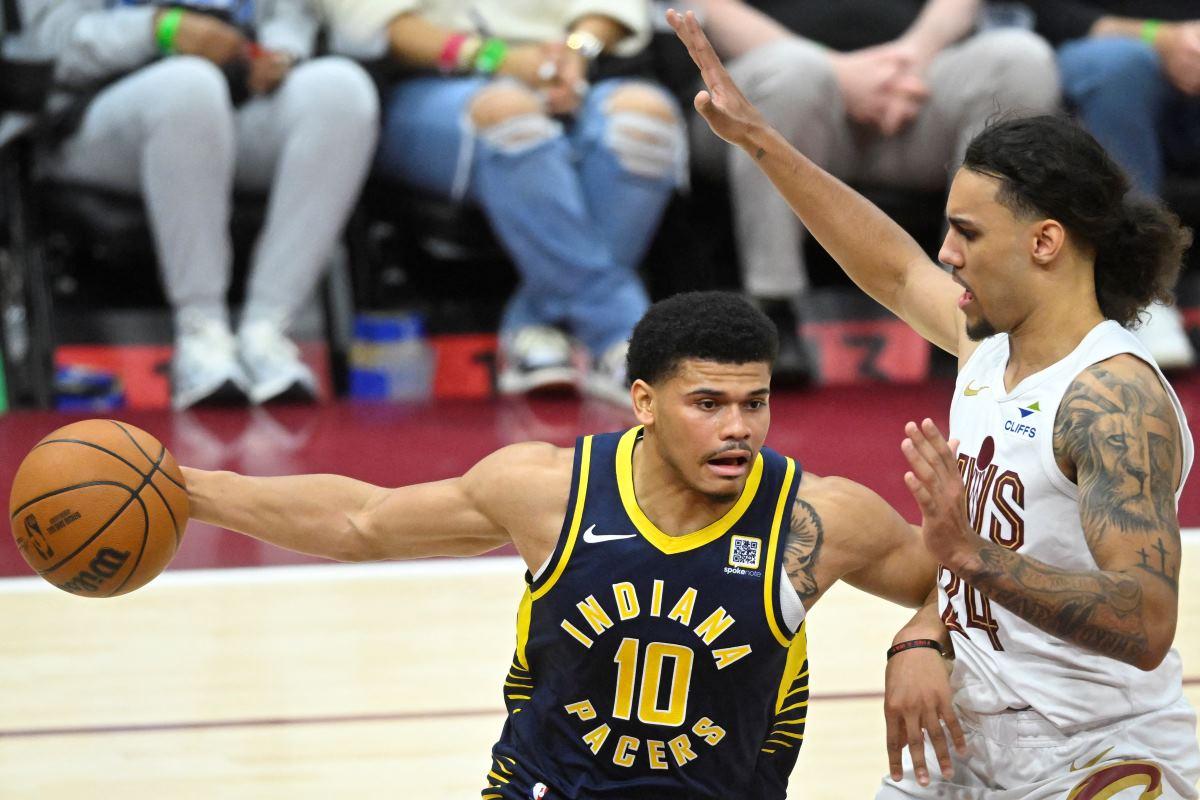 NBA: Pacers rally from 27 down to dispatch Cavaliers | GMA News Online