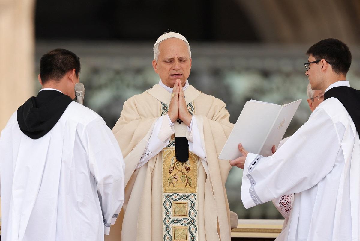 Pope Leo XIV leads inaugural Mass | Photos | GMA News Online