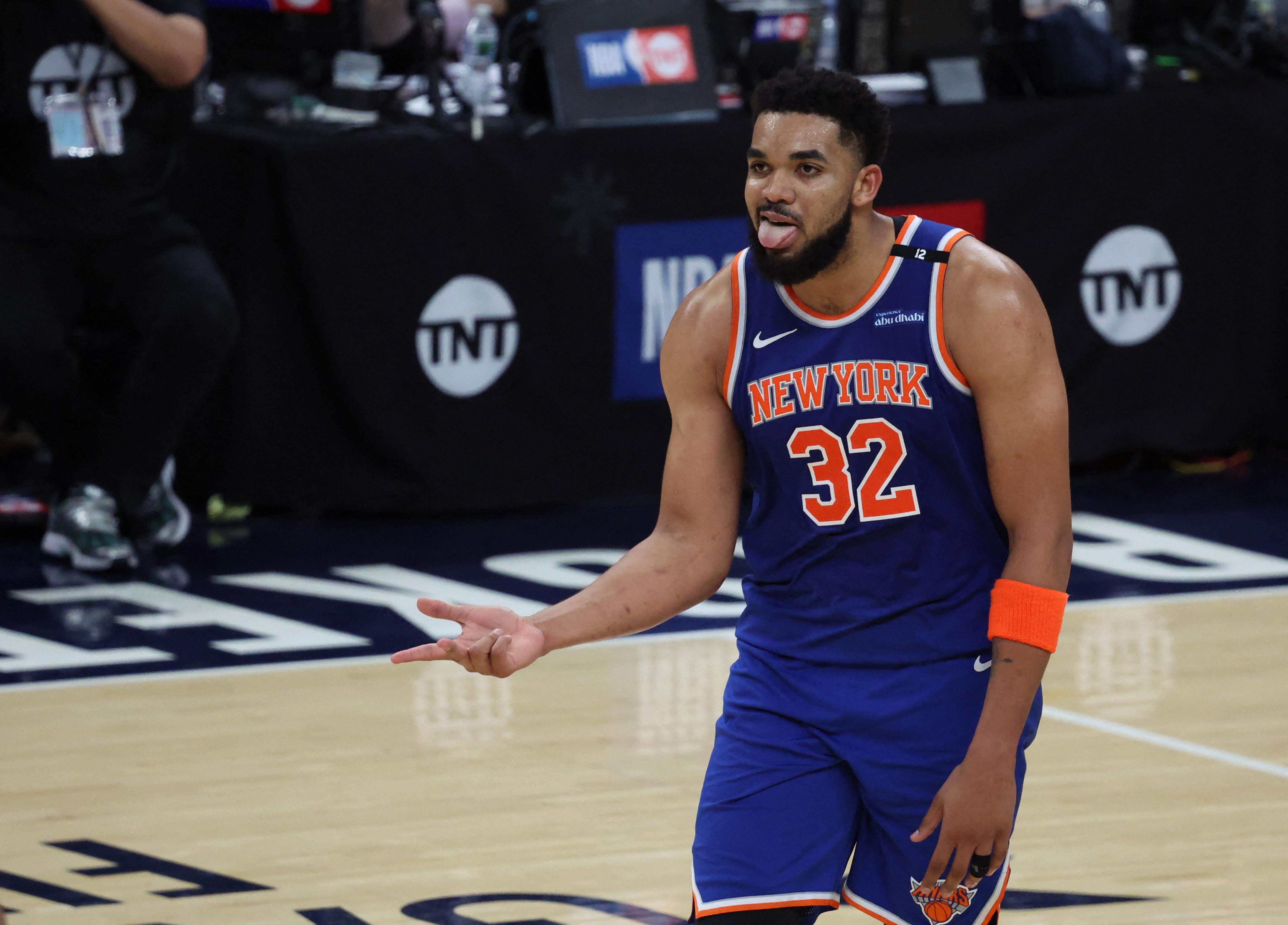 NBA: Knicks surge past host Pacers to take Game 3 | GMA News Online