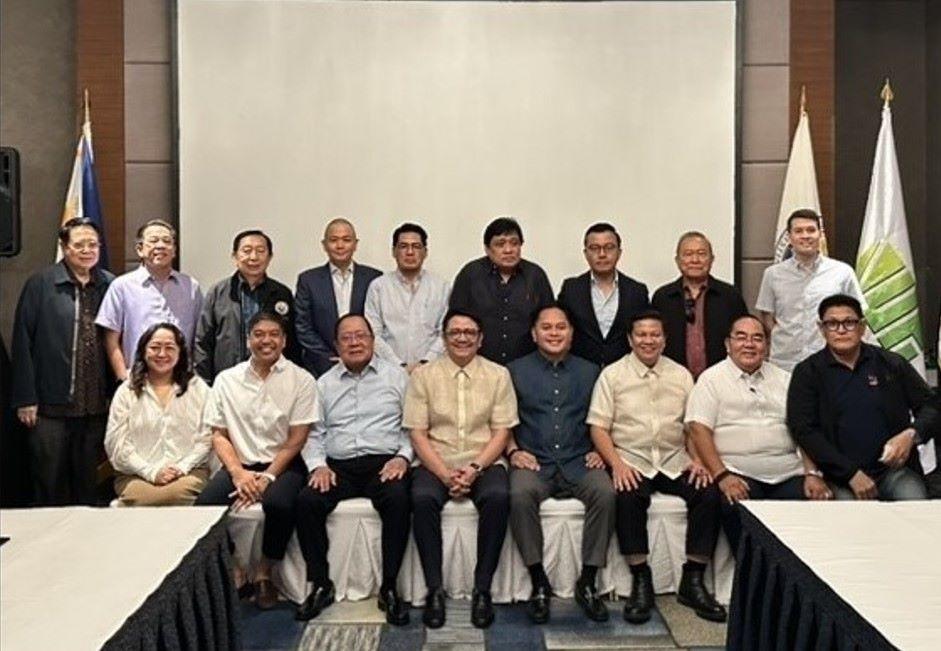 Party leaders in House meet to discuss 20th Congress, committees | GMA ...