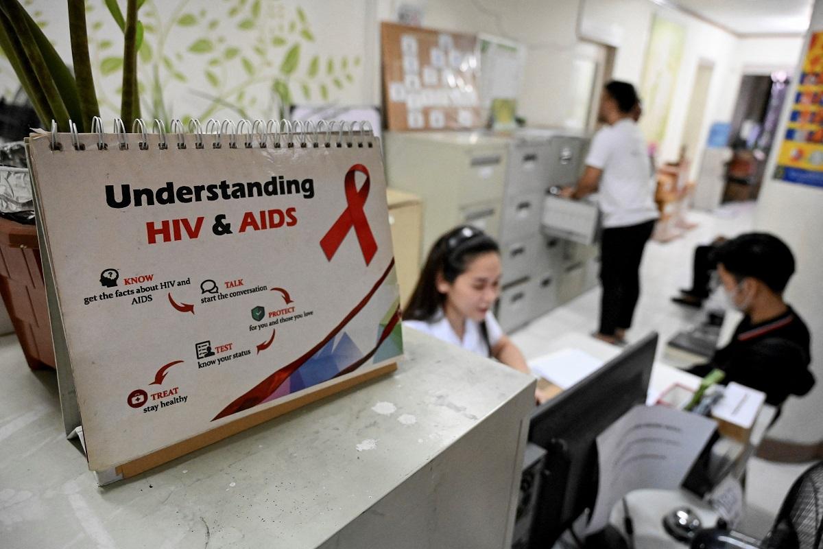 UN urges stronger HIV response as cases among Filipino youth surge by 500% | GMA News Online