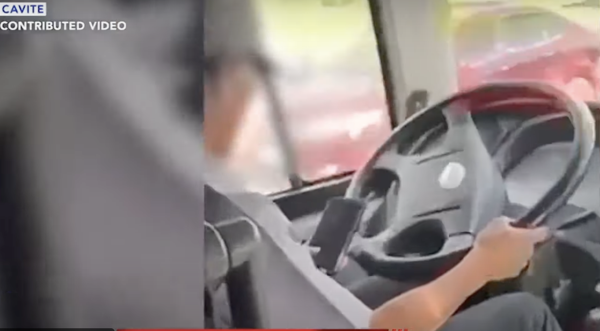Lisensya ng bus driver na nag-o-online sugal umano habang nagmamaneho ...