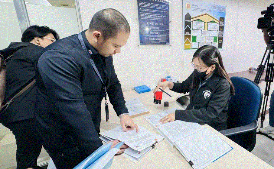 Ex-CIDG chief Macapaz faces complaint over sabungeros case | GMA News Online