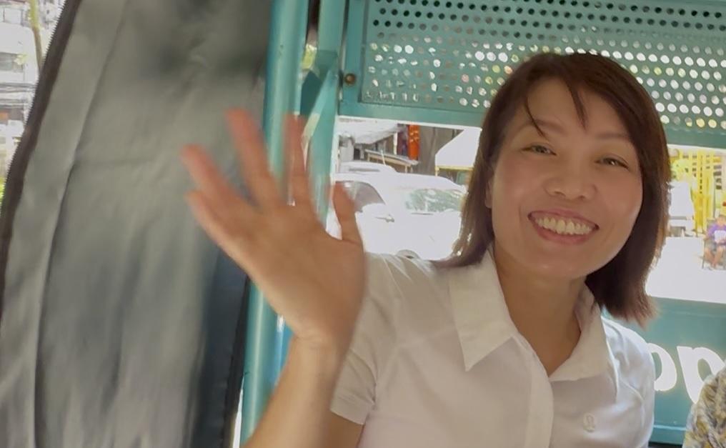 Singapore Ambassador Constance See takes a break, visits Divisoria ...