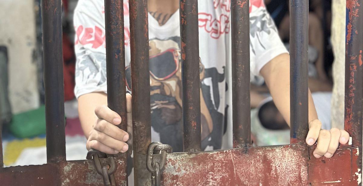 Lalaking wanted sa panggagahasa umano sa babaeng nakilala online, arestado | Balitambayan