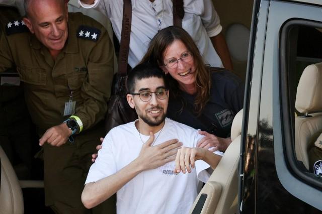 Hamas swaps last Israeli hostages for Palestinian prisoners, Trump says ...