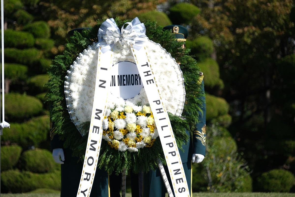 Wreath for Filipino soldiers who fought in Korean War, at UN Memorial ...