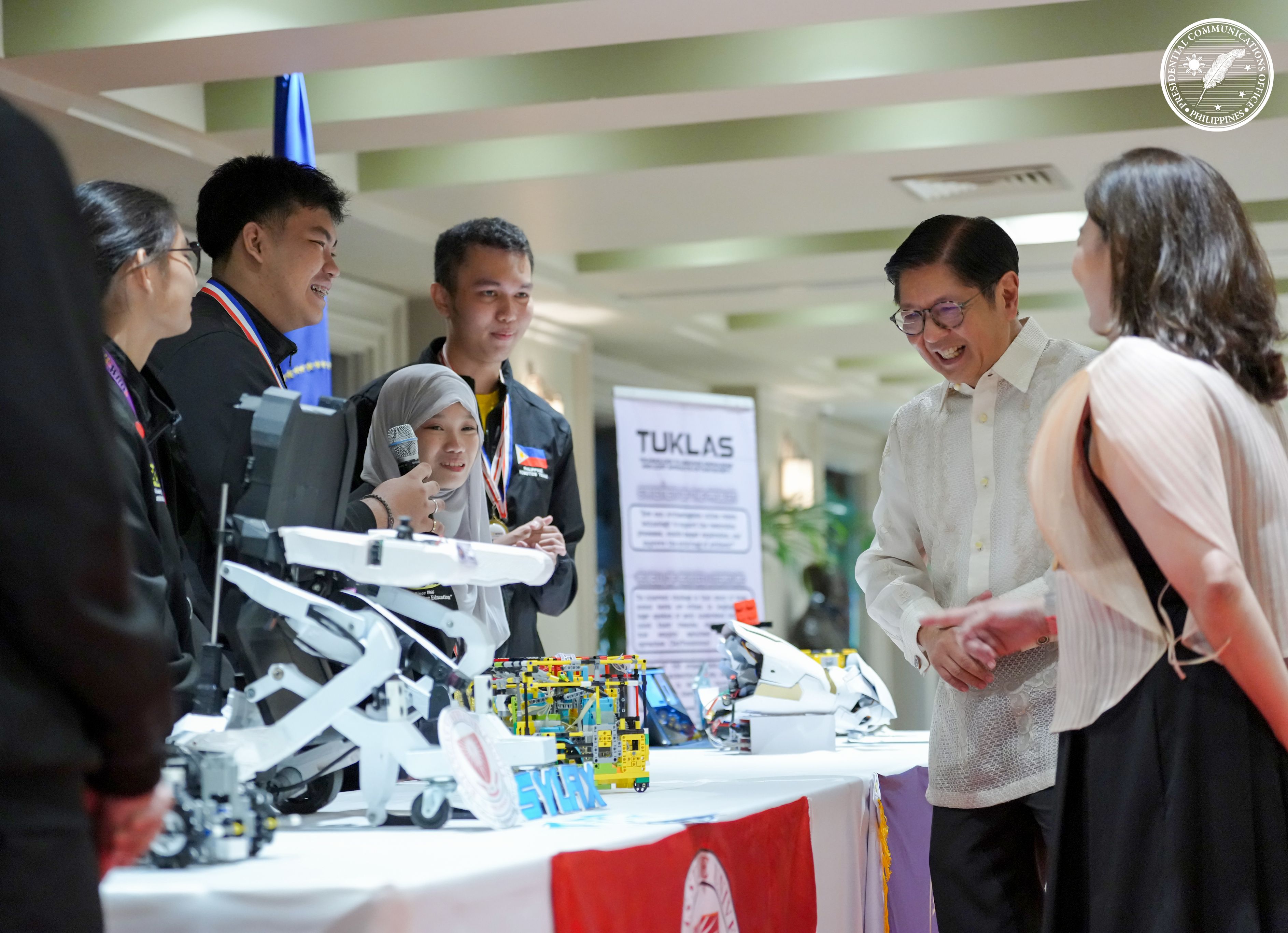 Marcos to young Pinoy innovators: Keep using your talent to help PH ...